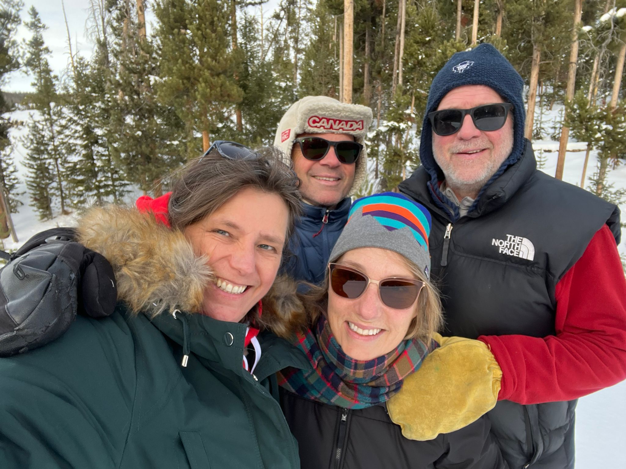 Xplorer Maps - Hand-Drawn Story-Maps of Your Favorite Places